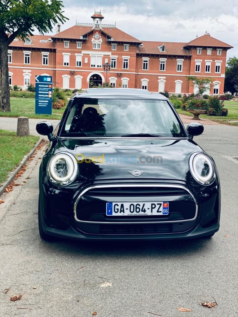 Mini Cooper F55 LCI II 2021 HATCH 5 PORTES COOPER 136 CH EDITION CAMDEN ...