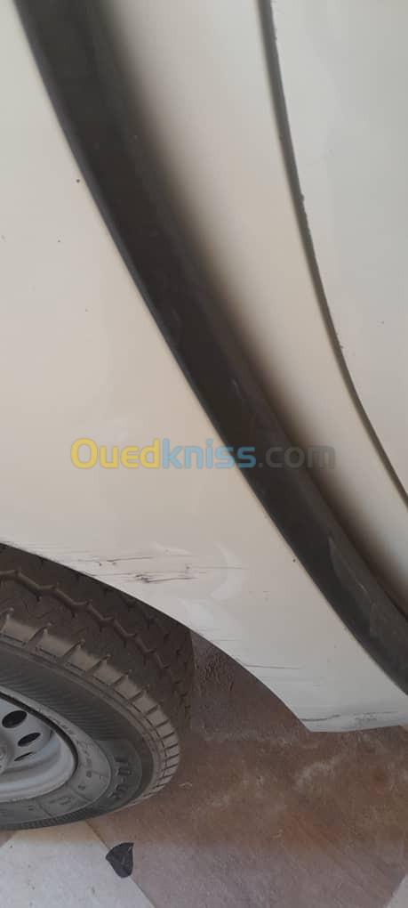 Mitsubishi L200 2010 Doube cabine Evolution - Ouargla Algérie