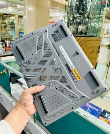 MSI SWORD 16HX/CORE I7-13700HX/RAM 16GB DDR5/DISK 1TB SSD NVEM/RTX 4070 ...