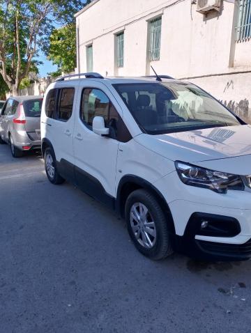 Peugeot Partner 2019 Sétif Setif - Ouedkniss.com - Algérie