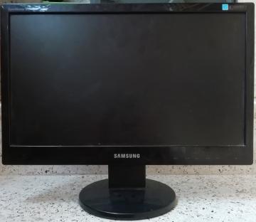 Ecran samsung 18.5 puce قسنطينة قسنطينة - واد كنيس - الجزائر