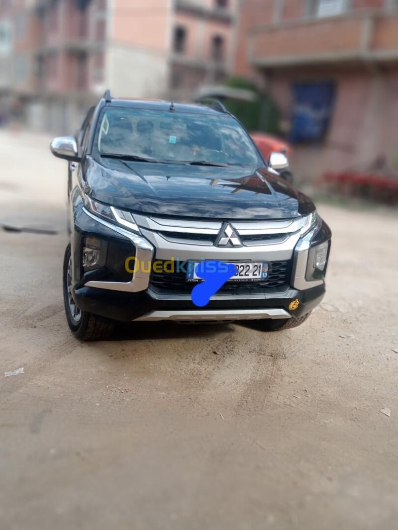 Mitsubishi L200 2022 Doube cabine Evolution Skikda El harrouch - Ouedkniss.com - Algérie