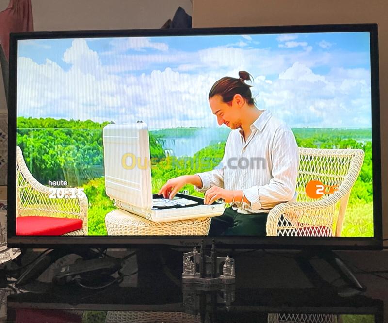 Télévision condor 32 pouce très bonne état Alger Bab el oued - Ouedkniss.com - Algérie